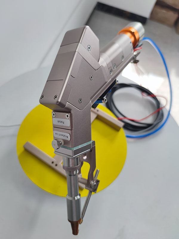 HanWei Handheld Laser Welding Gun - 2000W Adjustable 0-5mm Beam